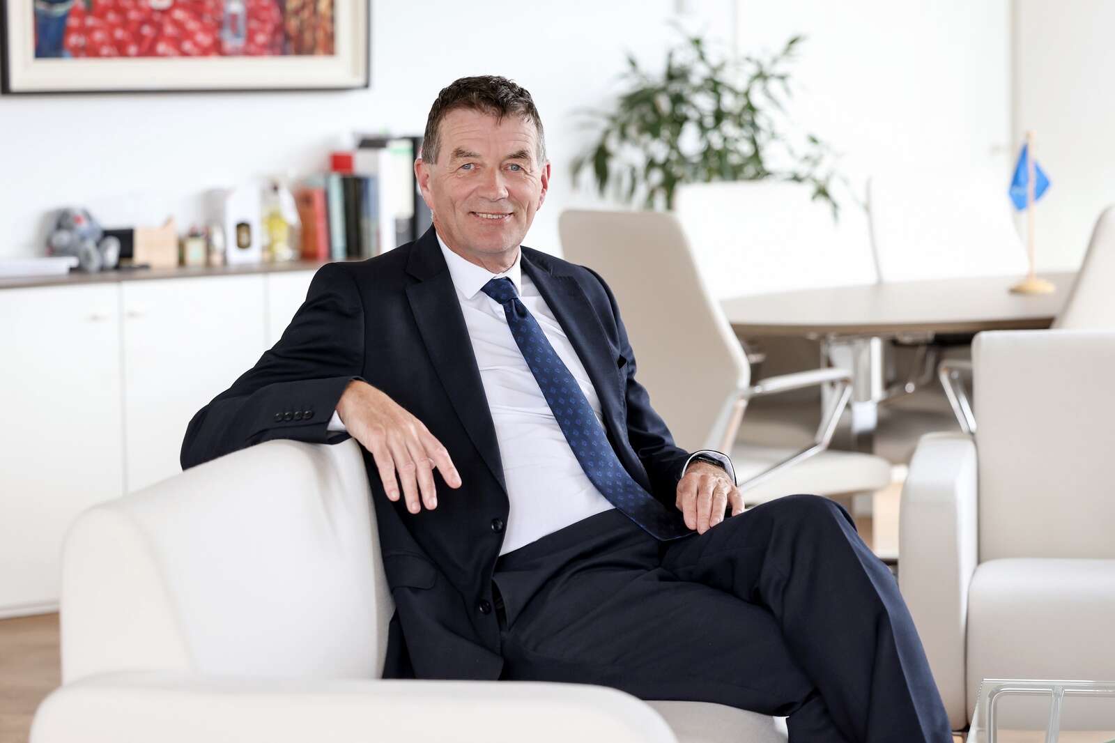 Irishman Tony Murphy re-elected head of European Court of Auditors ...