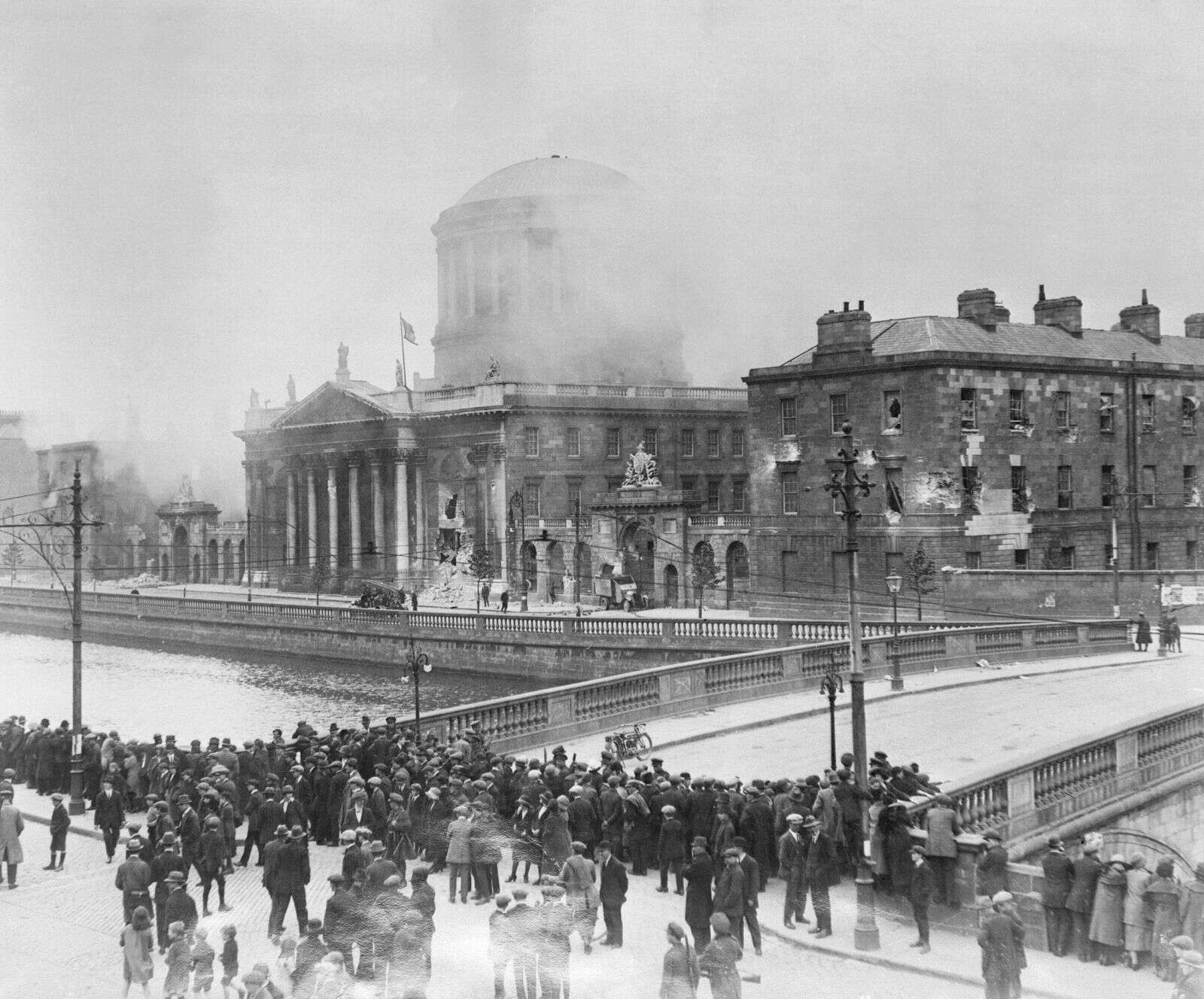 1922: Scenes from a Turbulent Year: A turbocharged tour of 12 seismic ...