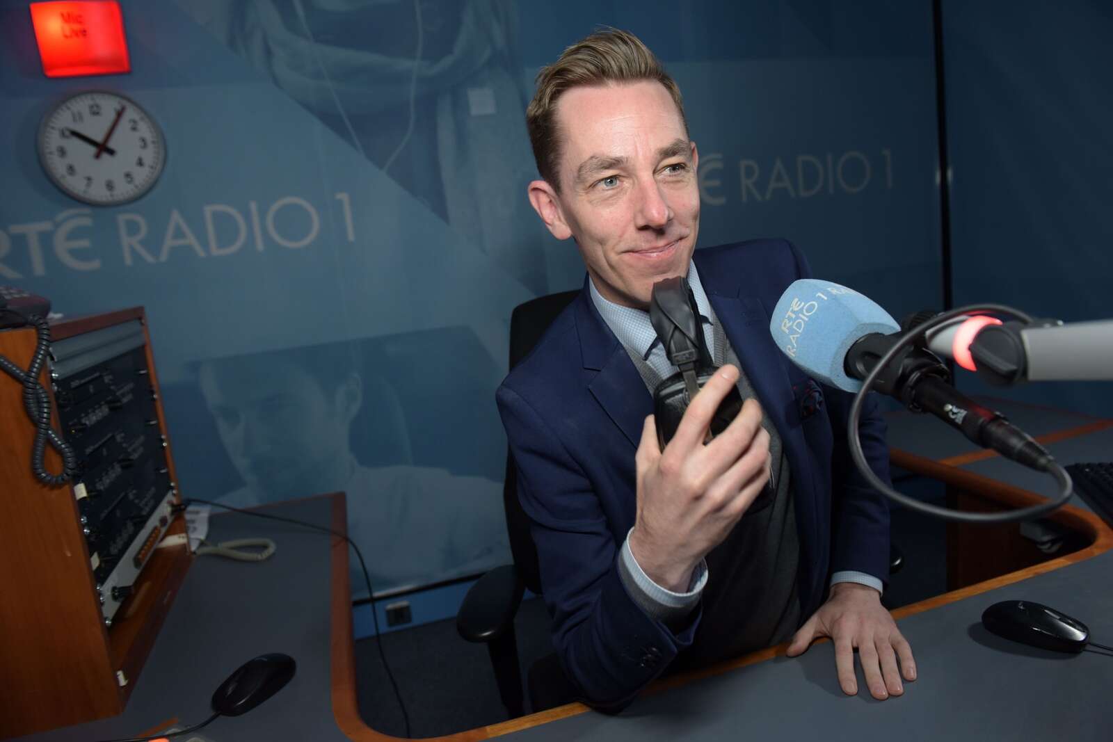 RTÉ ‘compounding the damage’ over report delays, says Oireachtas media ...