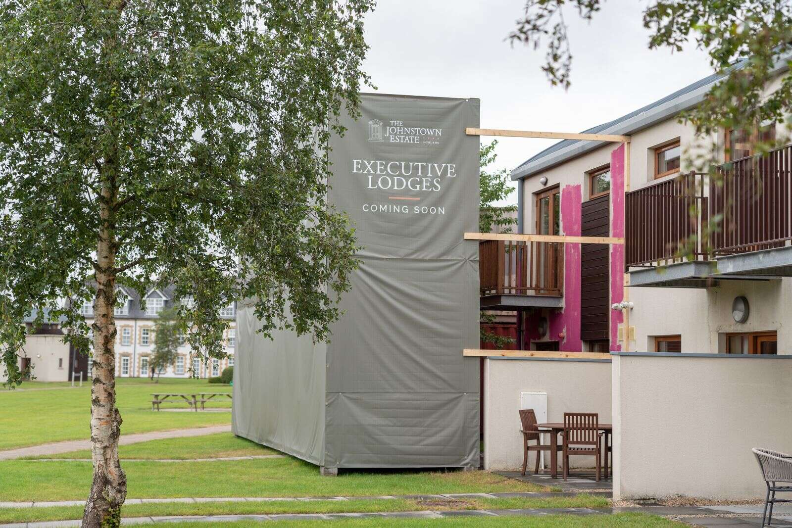 Hotel fails to remove shipping containers around homes | Business Post