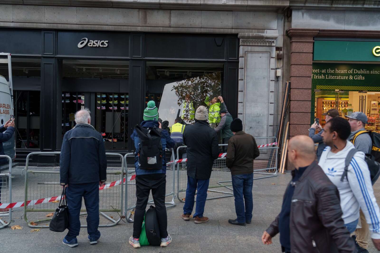 Levels of violence and anti-social behaviour toward retail staff at ...