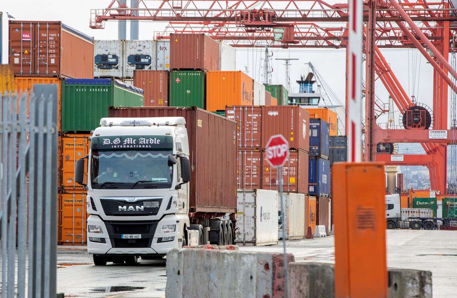 Irish hauliers slam ‘own goal’ Dublin Port price hikes | Business Post