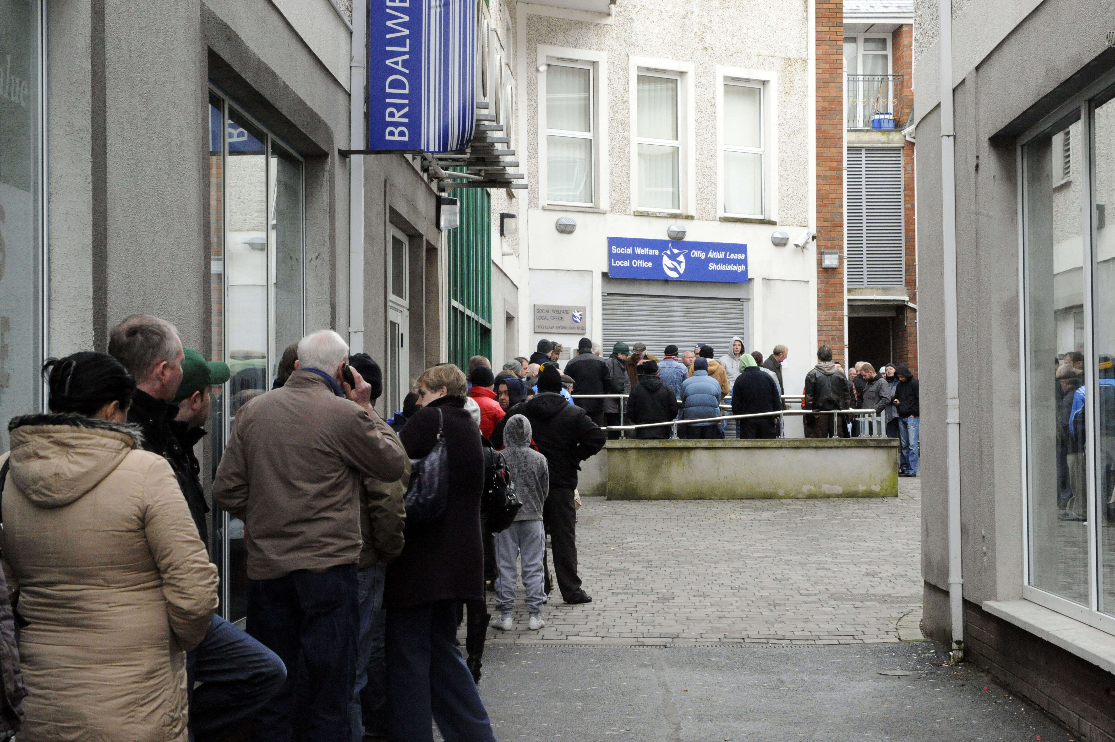 Unemployment at highest level this year as it reaches 132,700 ...