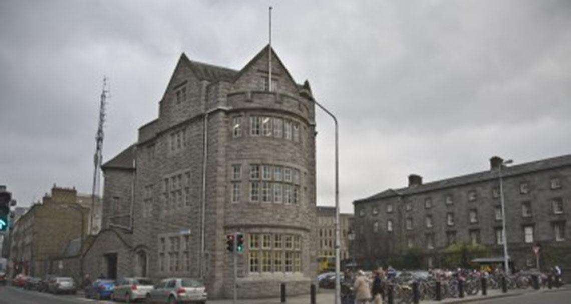 Vaccine group protests at Pearse St Garda station | Business Post