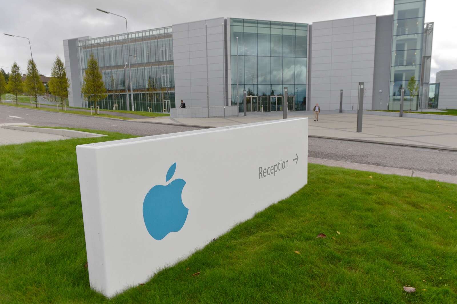 Apple’s key Irish subsidiary pays $92.9bn in dividends after recording ...