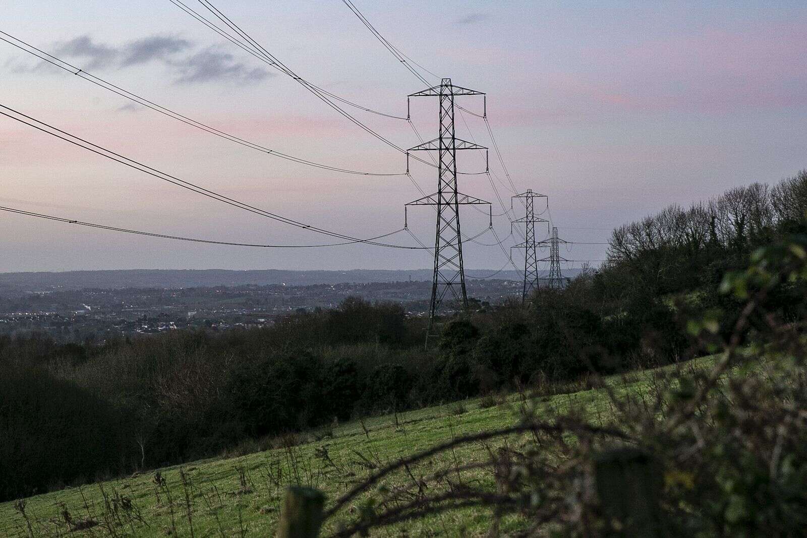 Tánaiste says pan-European supergrid the ‘only way to go’ | Business Post