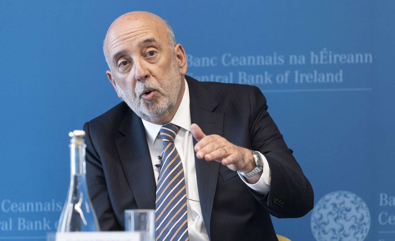 Exclusive: Central Bank of Ireland launches cost-cutting programme ...