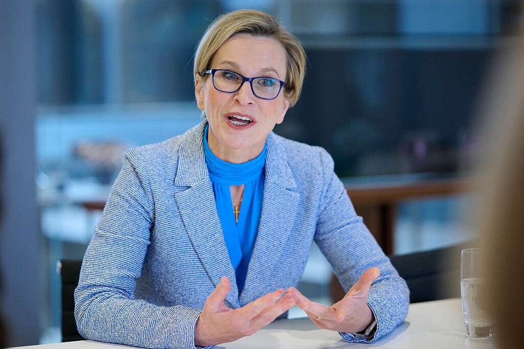 GSK’s Emma Walmsley to step aside as CEO after 8 years in charge | Business Post