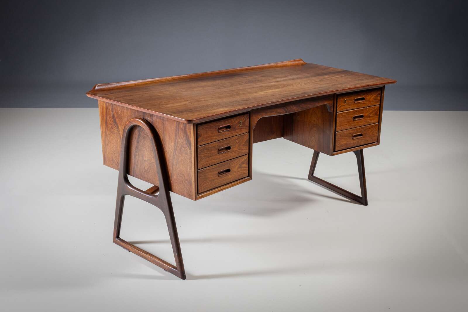 Working wonders: Mid-Century design inspires deVeres’ November sale ...