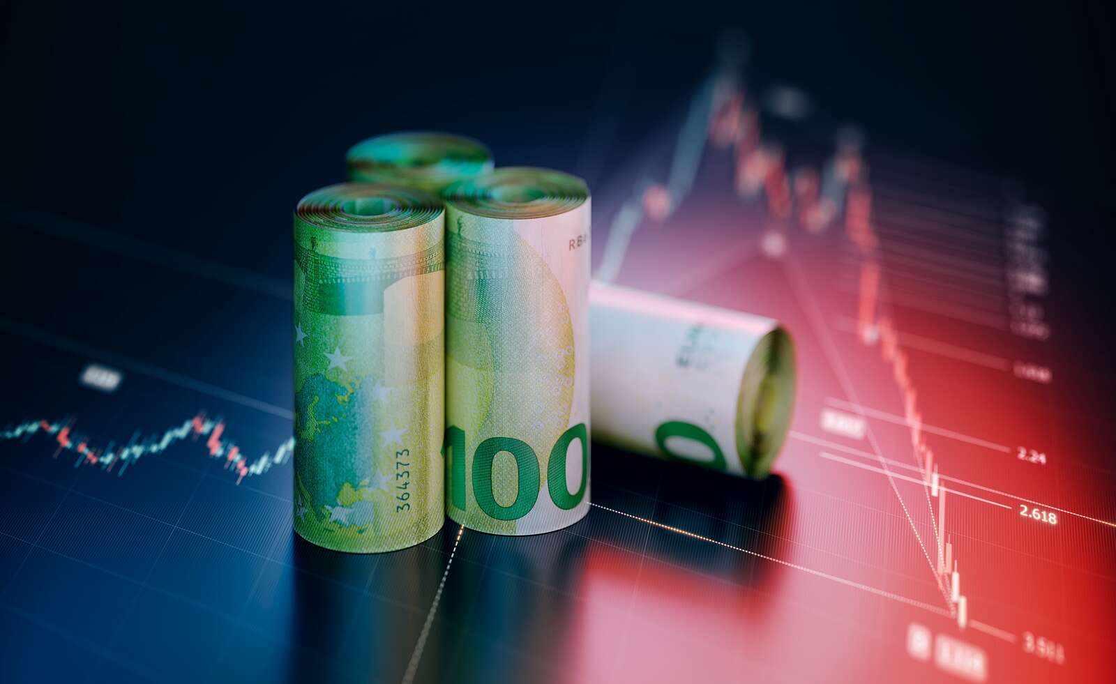 Euro continues slide against dollar after trade deal | Business Post