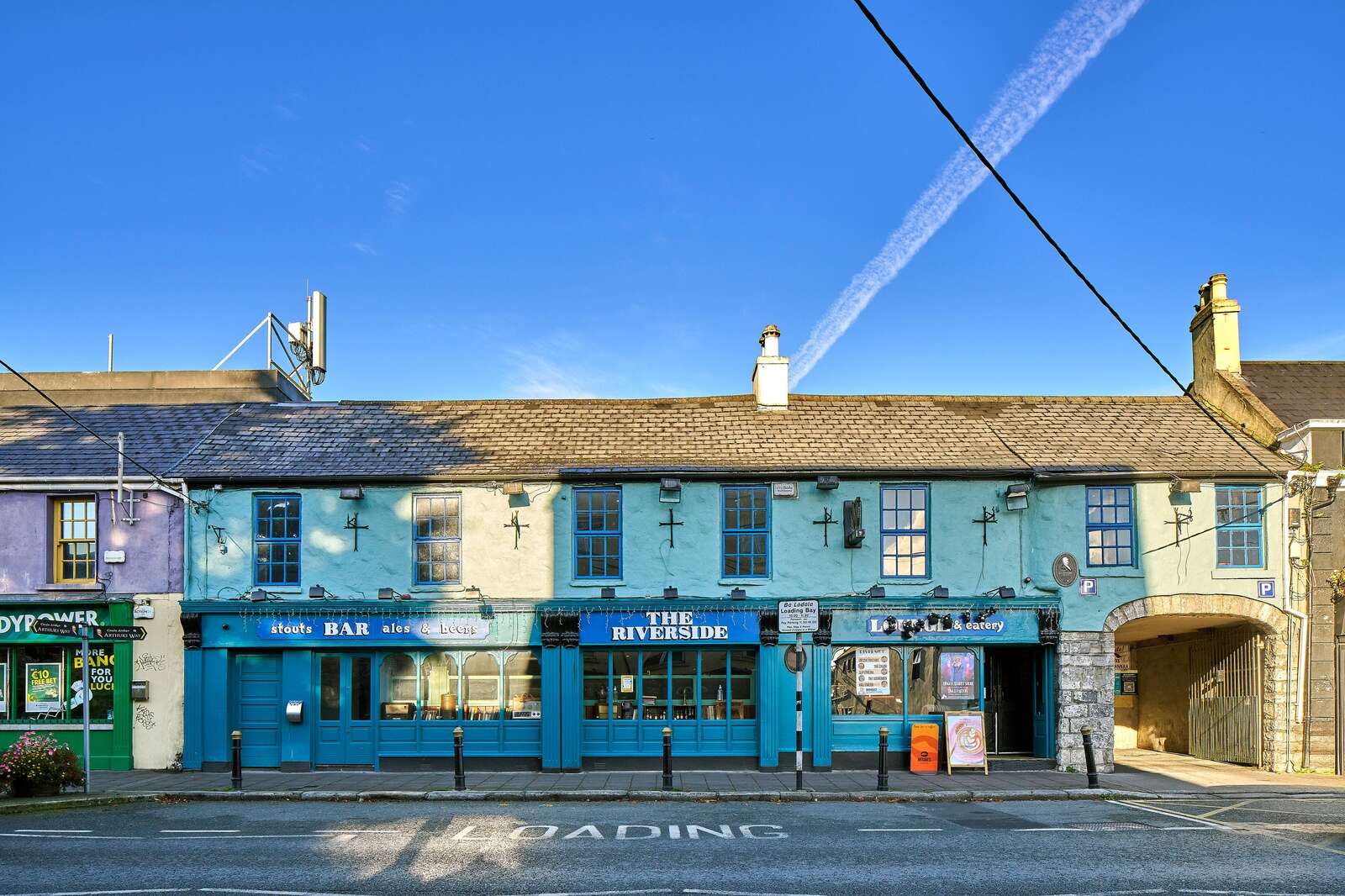 Riverside pub with 65 car spaces in Celbridge seeks €1.75m | Business Post