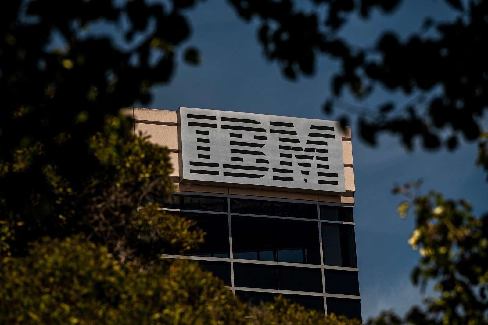 IBM shares jump on strong sales outlook, AI bookings | Business Post