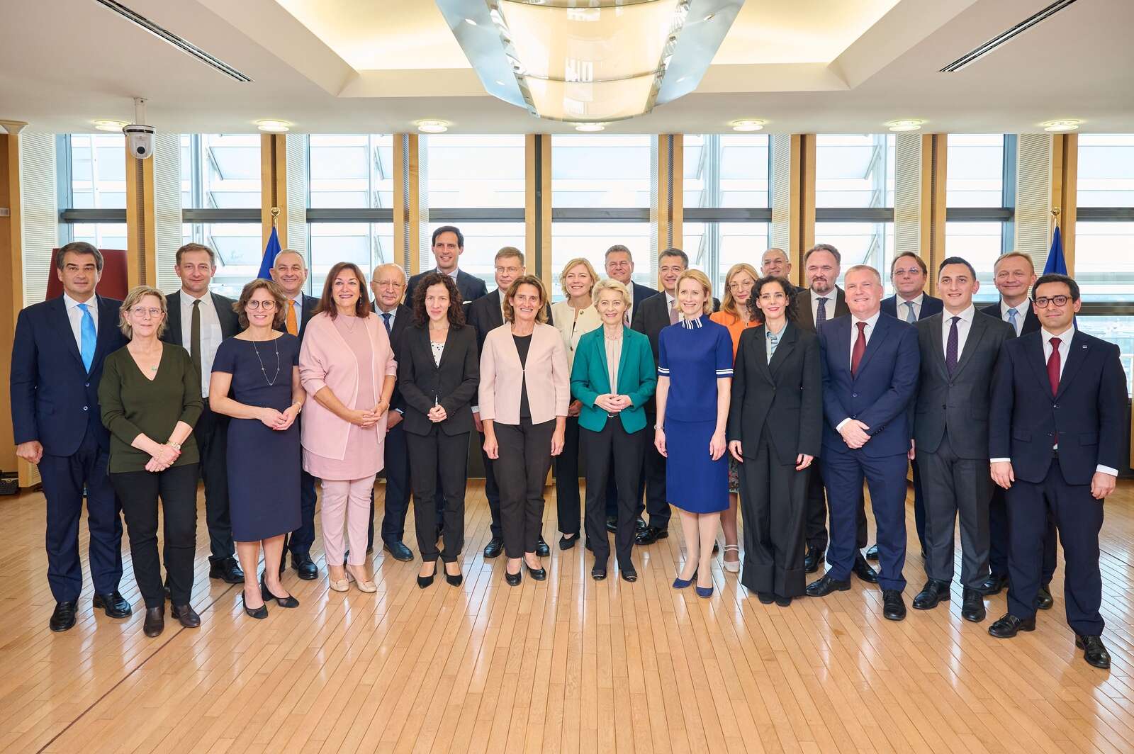 Most Irish MEPs will back Ursula von der Leyen’s European Commission ...