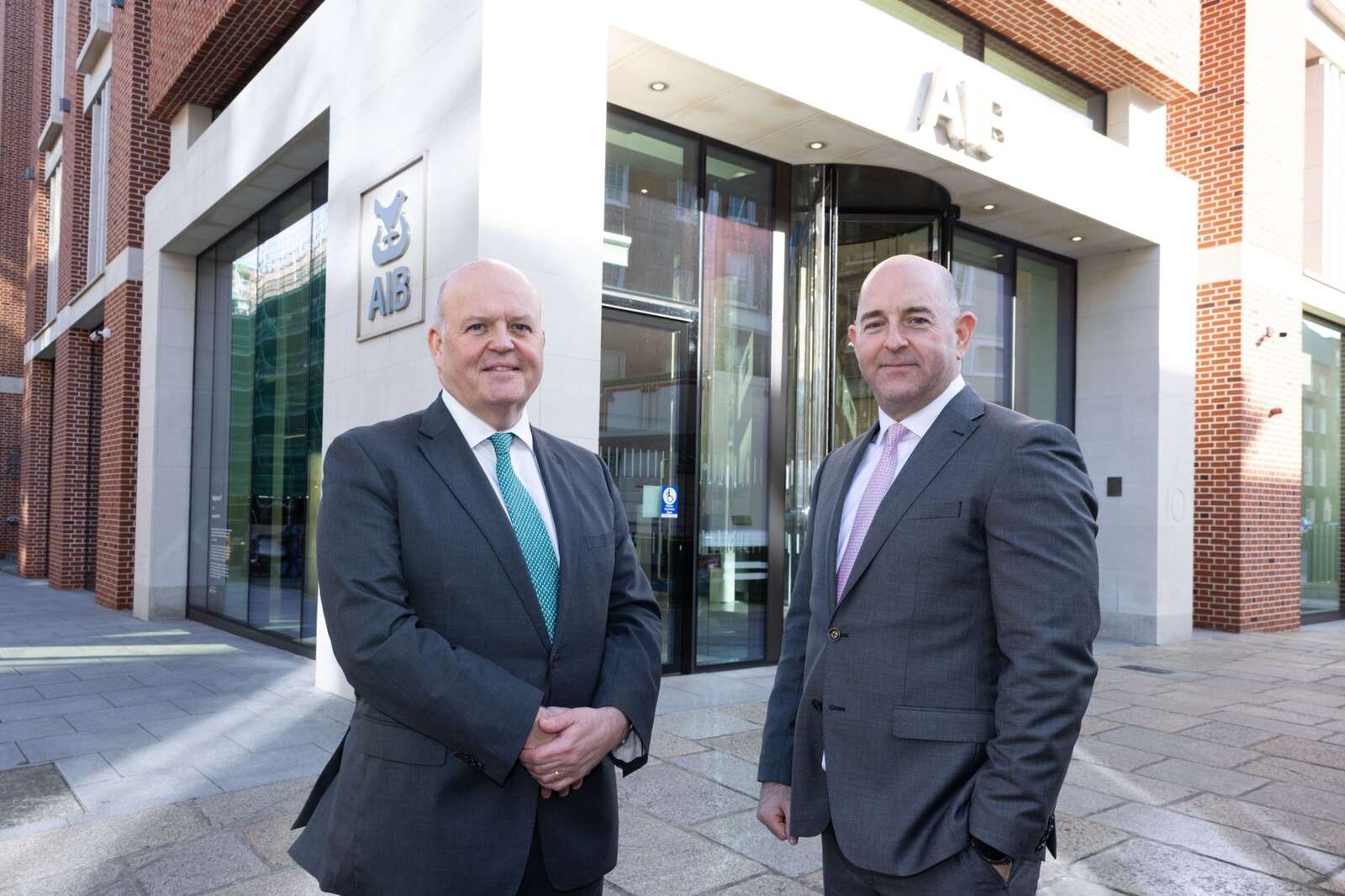 Update: AIB shares up 5% following €2.6bn shareholder distribution ...