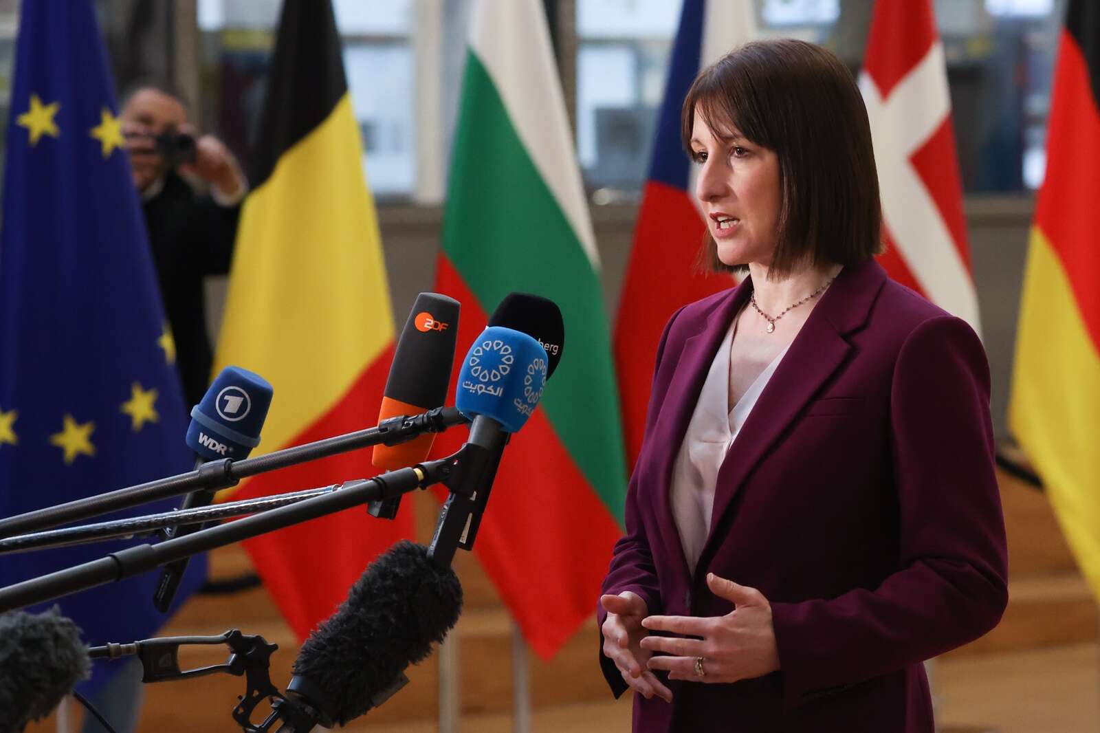 UK chancellor seeks to ‘rebuild trust’ with EU ahead of reset talks ...