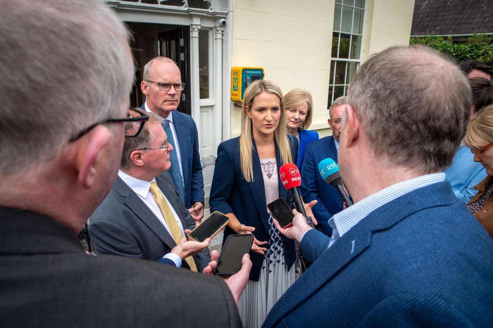 Fine Gael and Sinn Féin come to blows as McEntee’s position in peril ...