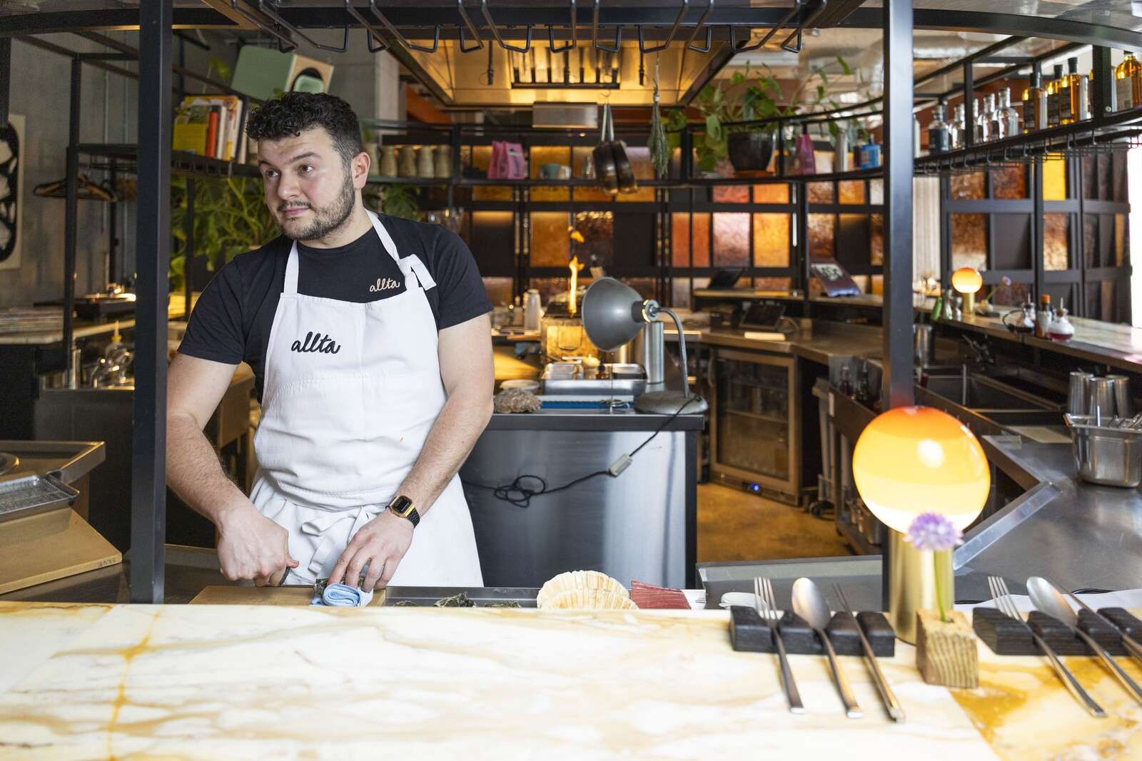 Acclaimed Dublin restaurant to serve ‘final menu’ ahead of closure ...