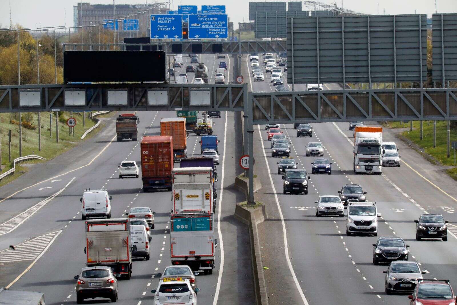 Government to consider radical new strategies to reduce private car use ...