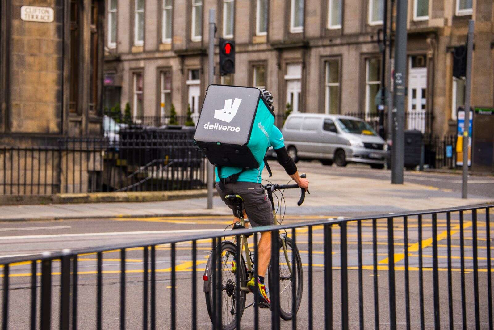 Deliveroo making ‘positive’ progress in key UK market – Davy analysts ...
