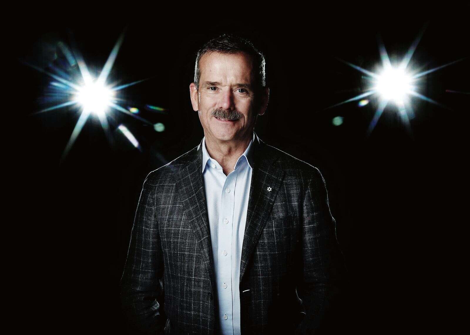 The Apollo Murders: Hadfield puts a rocket under the genre with a ...