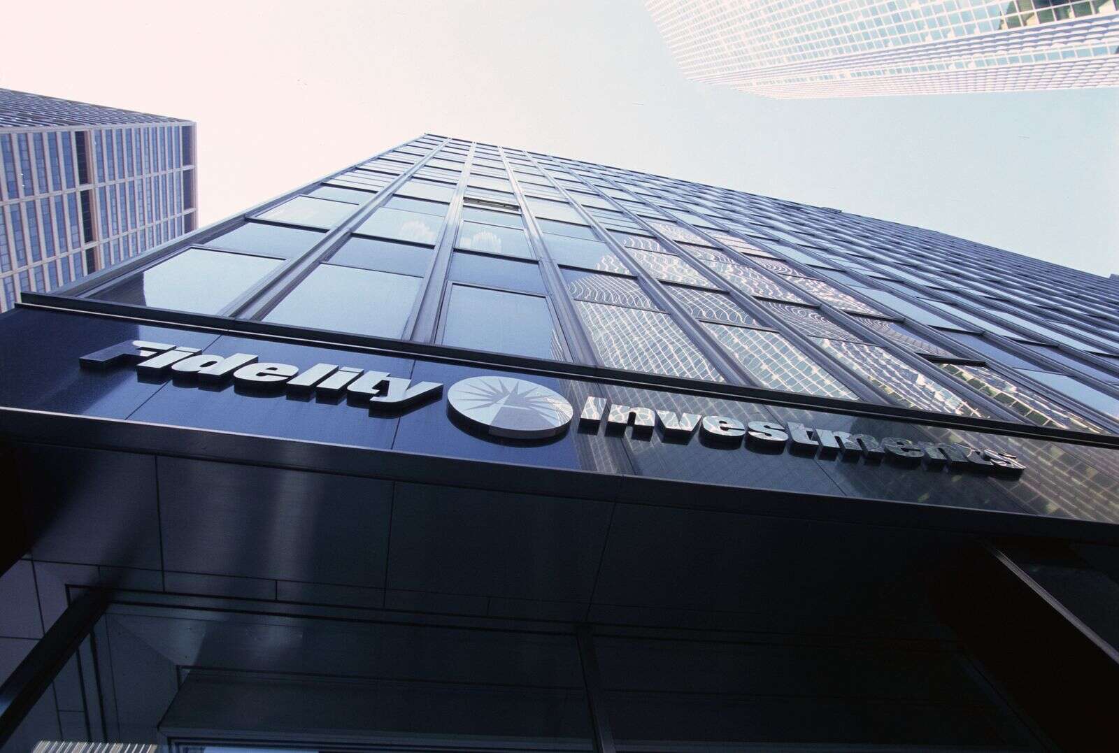 Fidelity Investments to expand with 300 new roles in Dublin and Galway ...