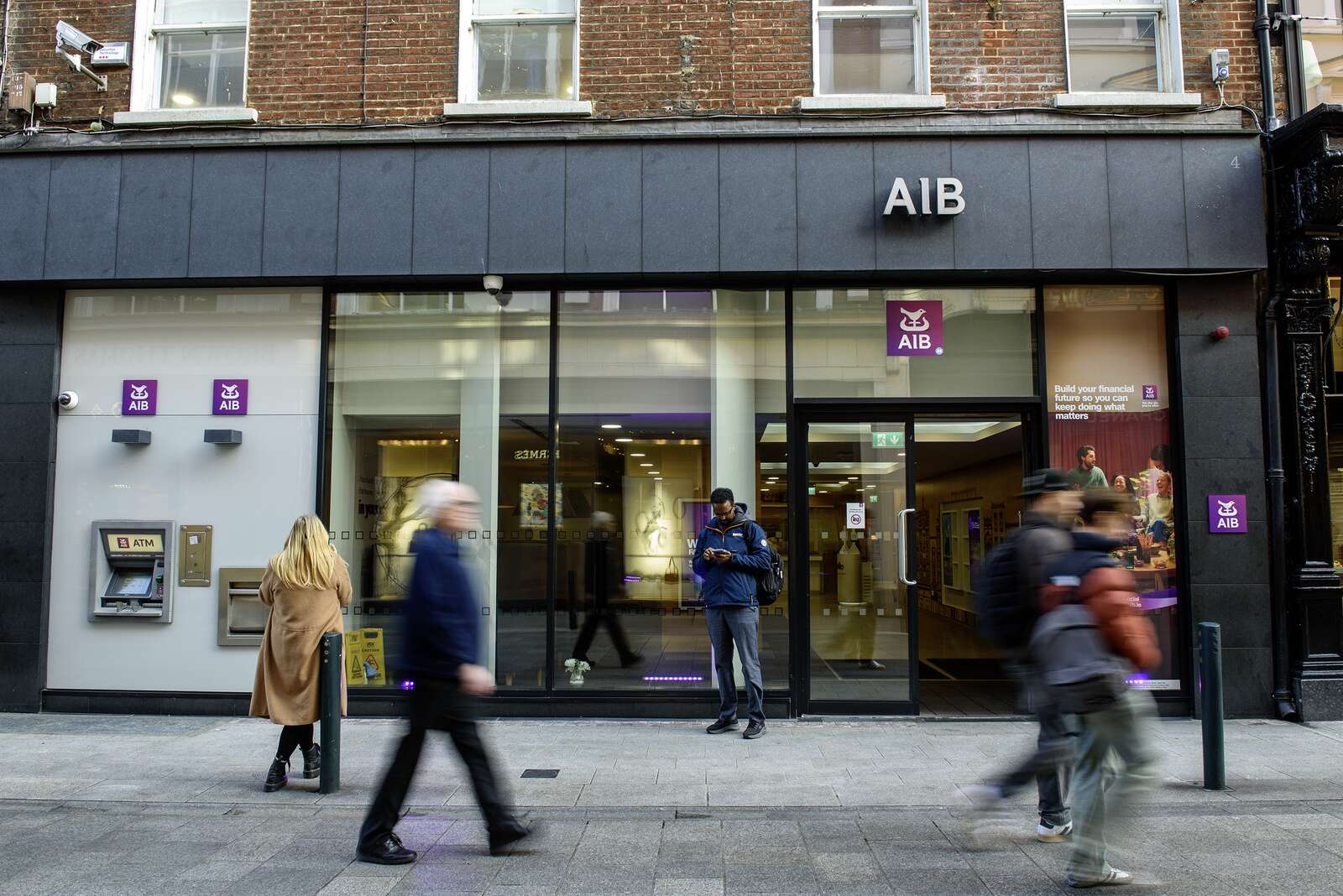 Irish economy set to experience modest growth in 2025 – report ...