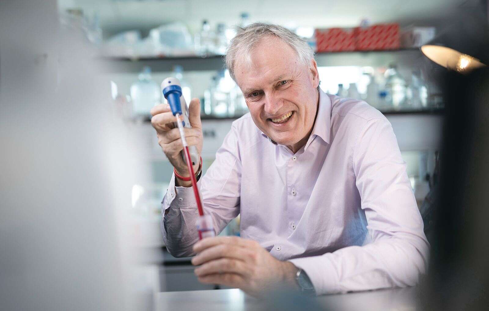 Book review: Luke O’Neill goes wild on wondrous history of science ...