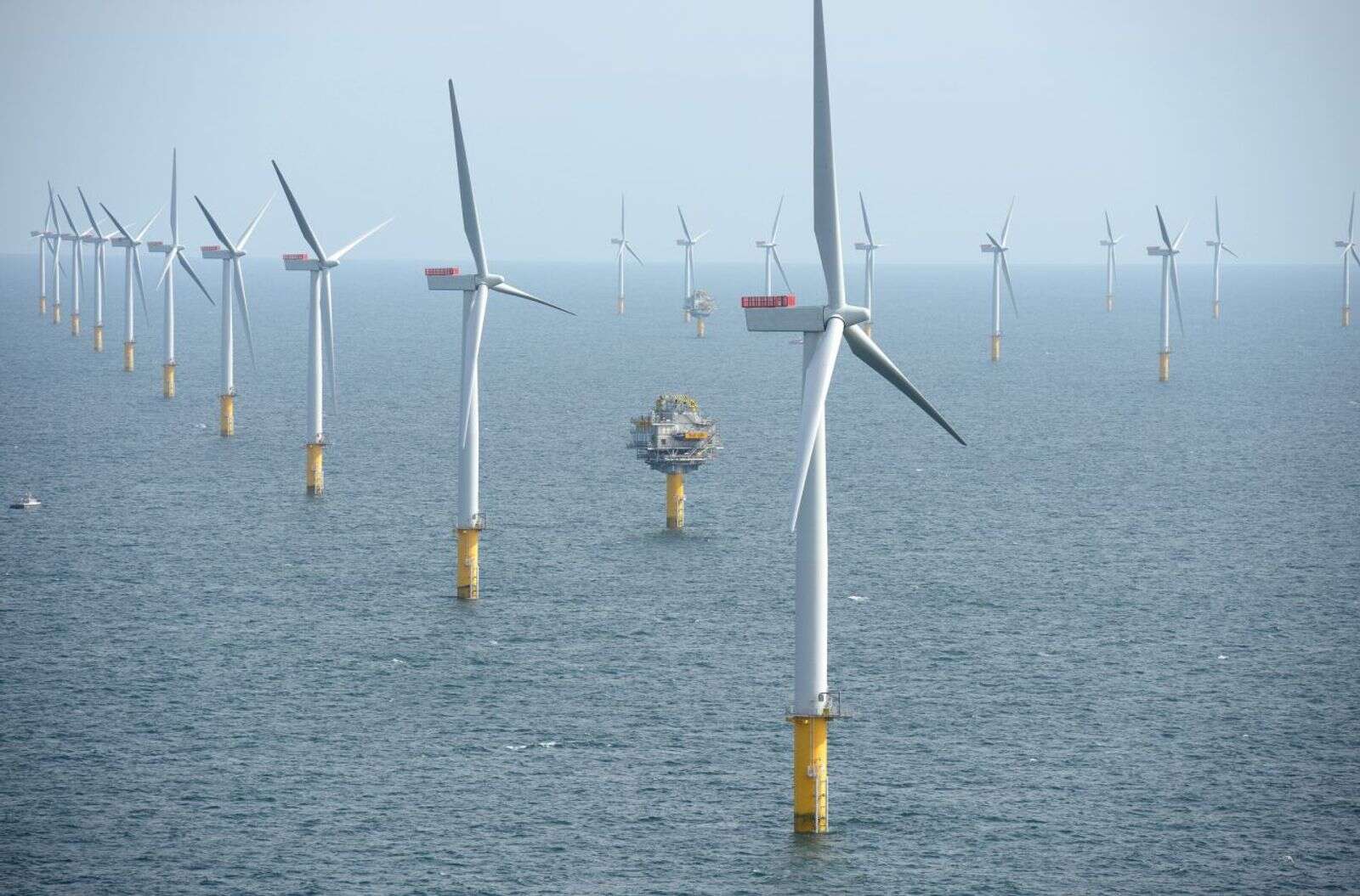 UK energy giant in talks with Echelon over Arklow Bank offshore wind ...