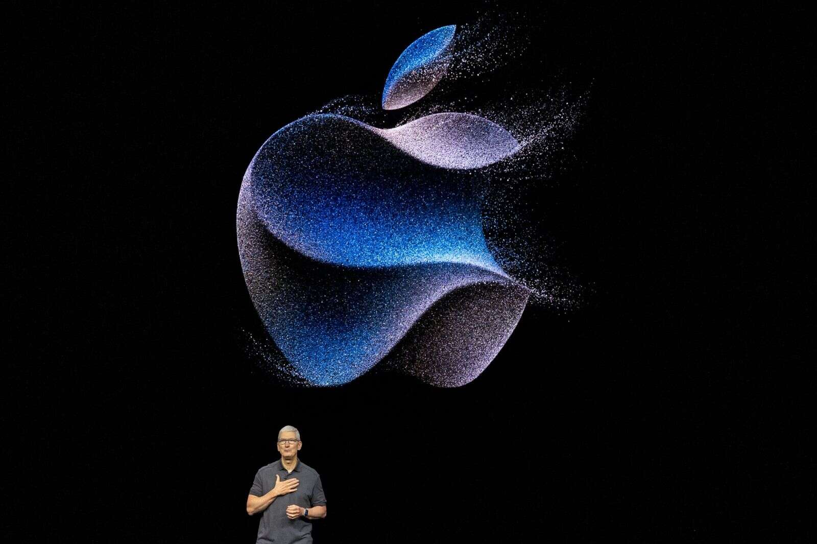 Apple looks to win over consumers with new iPhone range | Business Post