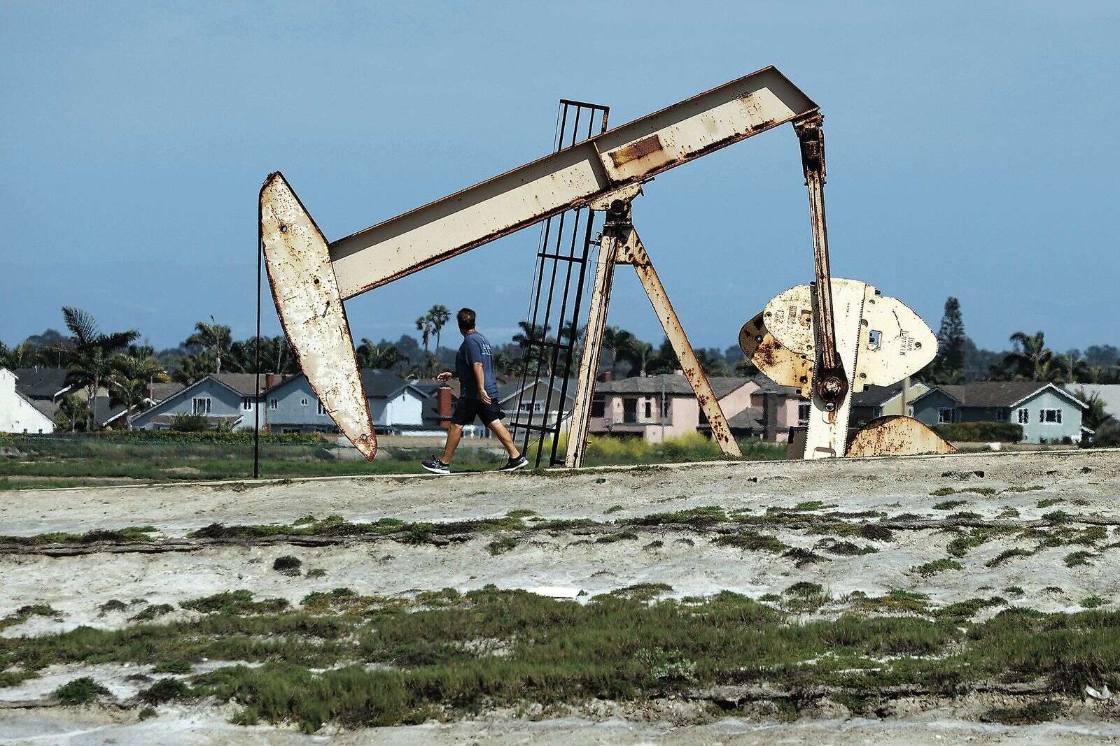 Rising levels of oil and gas stocks in ESG portfolios, Goldman Sachs ...