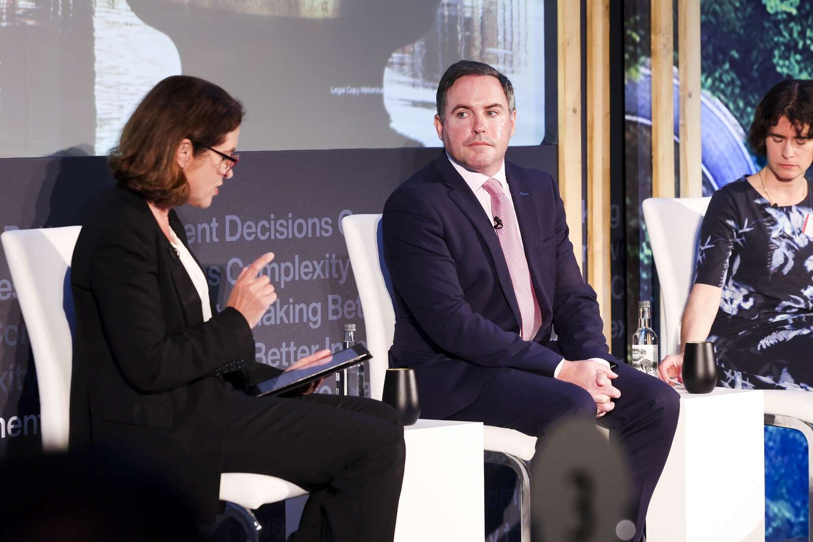 Aon pumps half a billion into climate transition investment fund ...