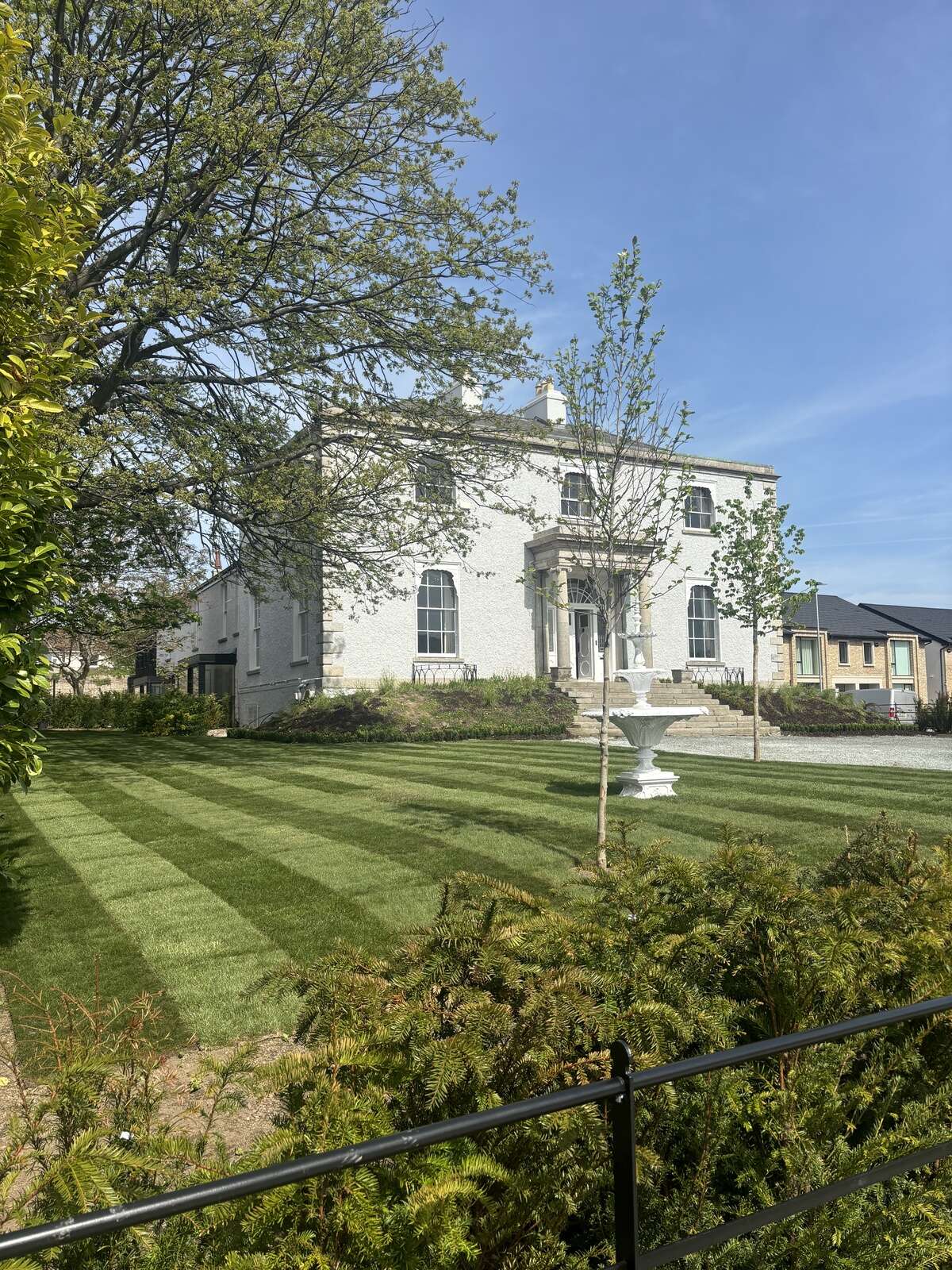 Thornhill House in Mount Merrion set for auction with €1.35m AMV ...