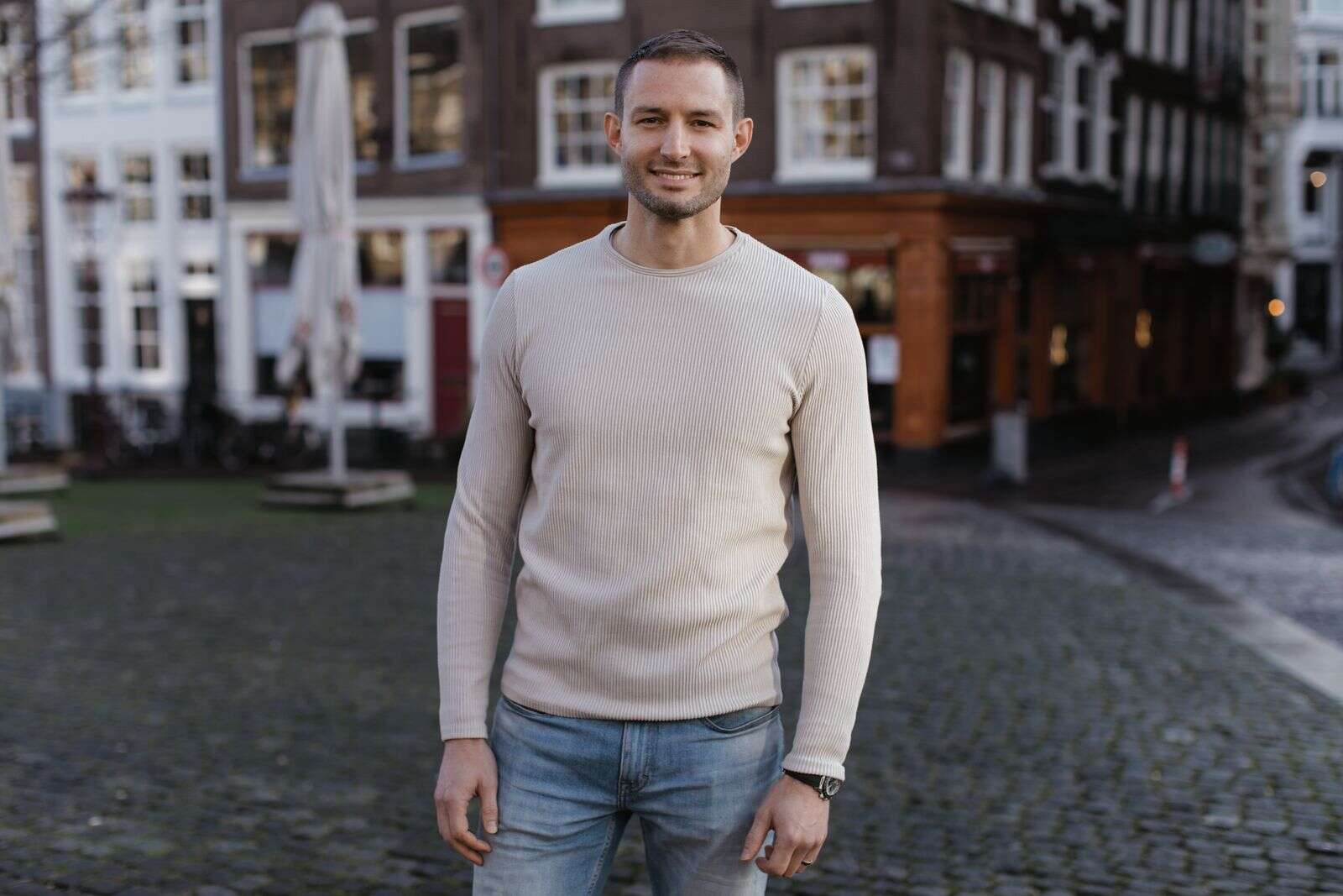 Bux Zero targets Irish users with commission-free investing app ...