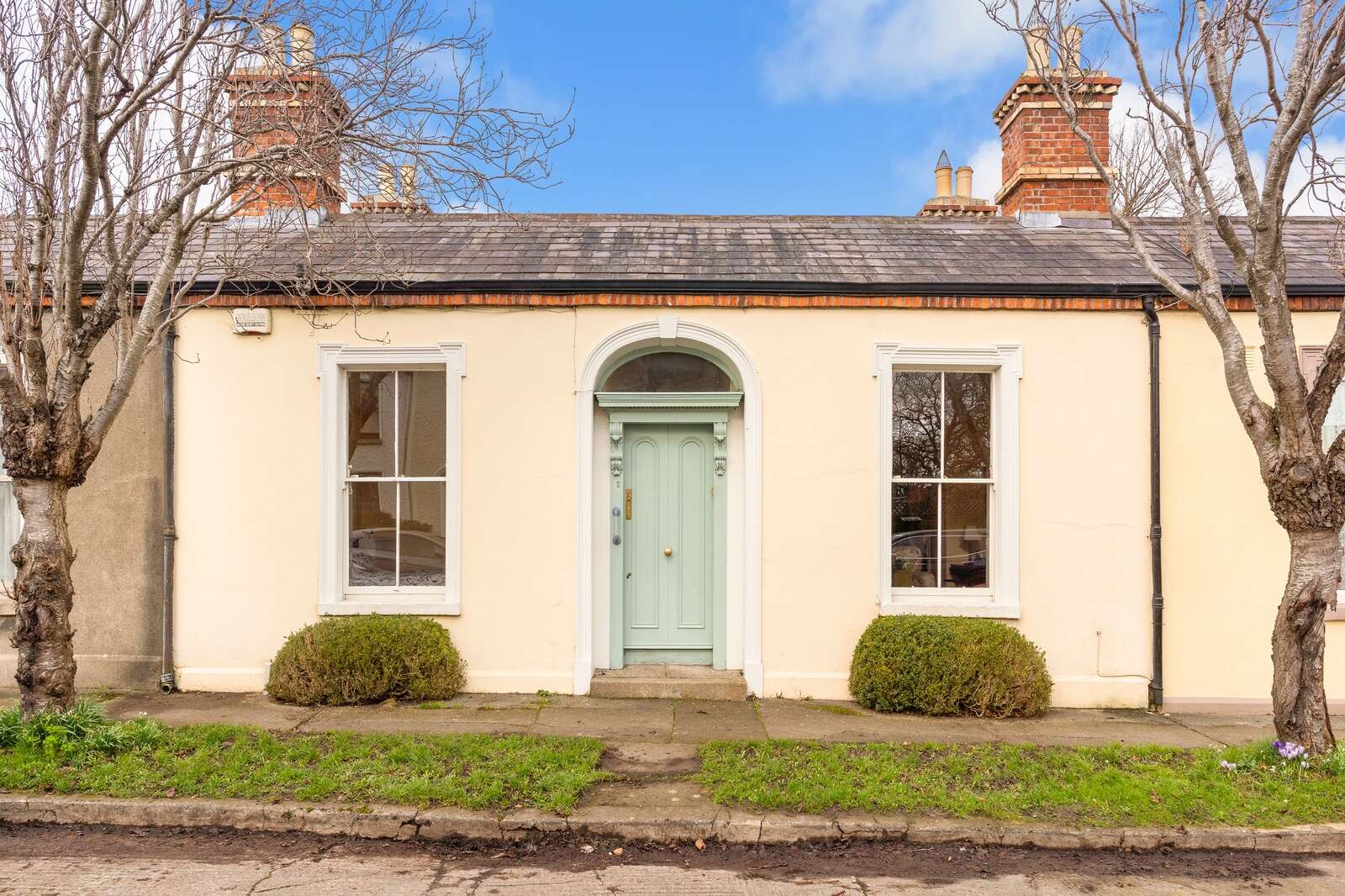 Period two-bed offers private rear garden and prime Dublin 4 location ...