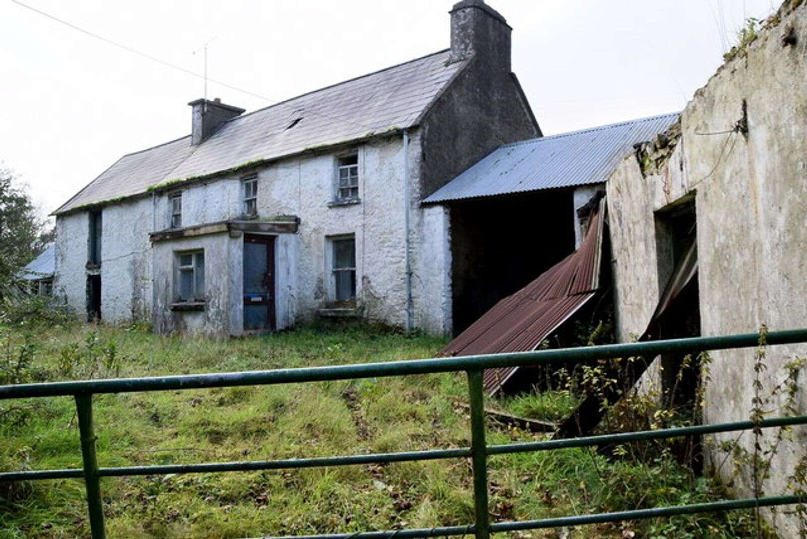 Surveyors secure €750,000 in funding to assess derelict farmhouses ...