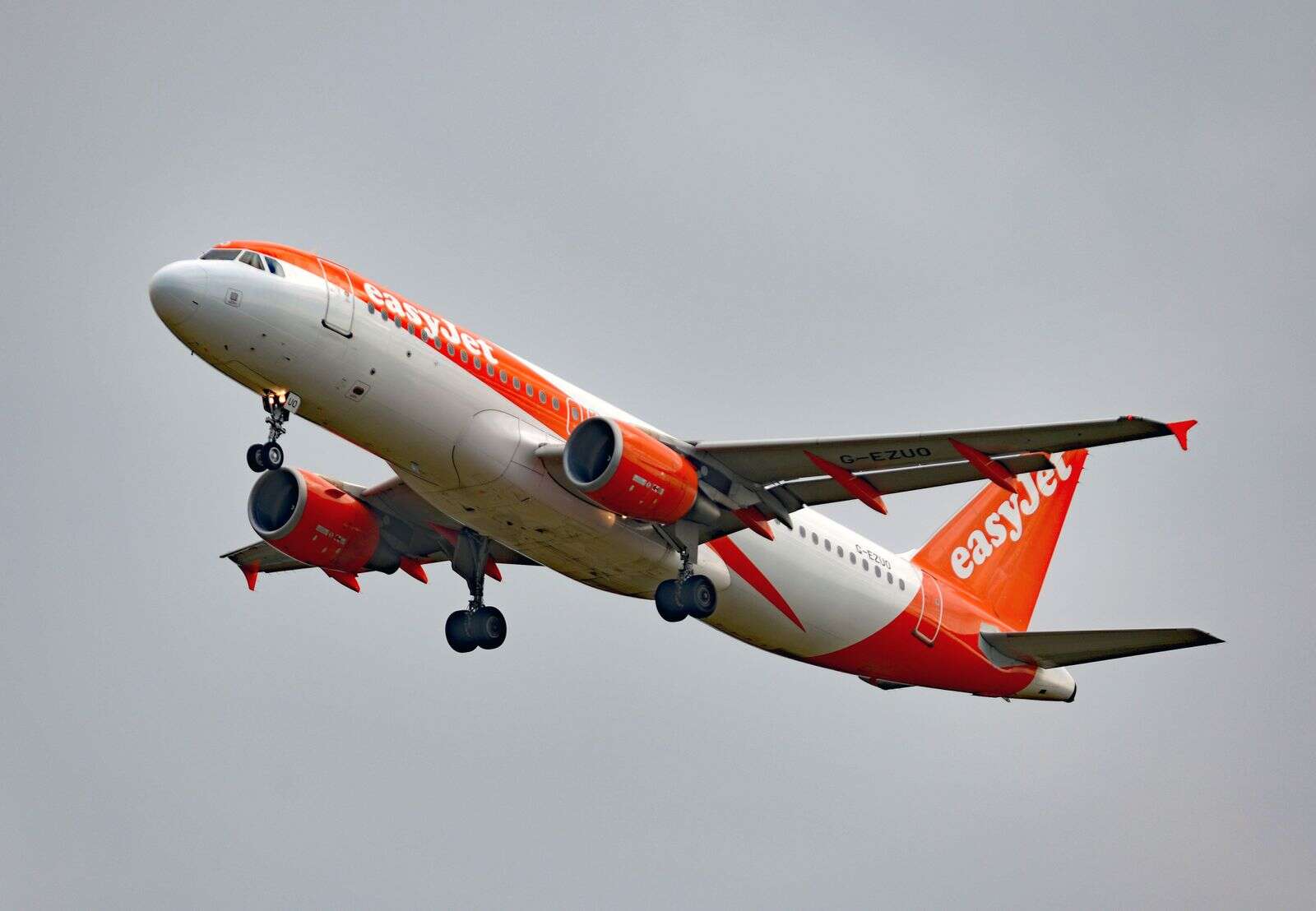 EasyJet names outsider as new CFO | Business Post