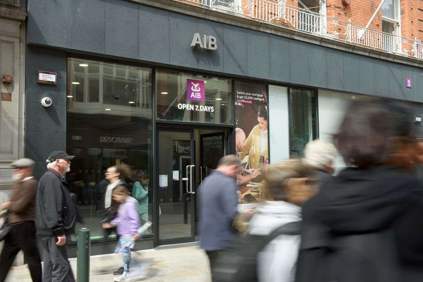 The great AIB sell-off – nine views on what should happen next ...
